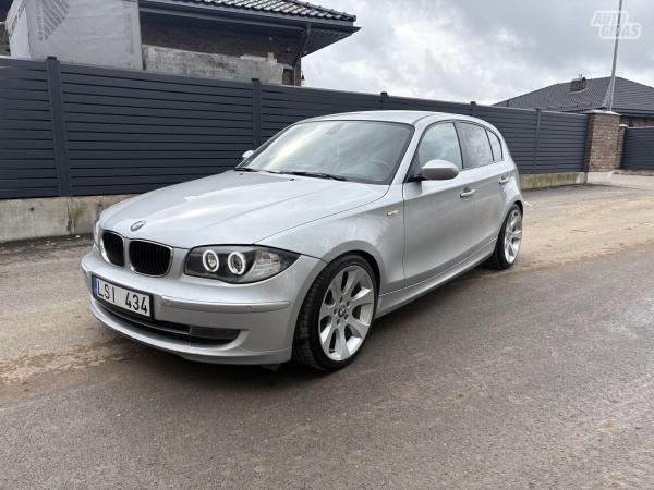 Pelēks BMW 118 2008 Kauņa, ar dzinēja tilpumu 2.00 L un nobraukumu 380 tūkst. km par 3500 €, foto 3 vietnē AUTOMOTO.COM.LV