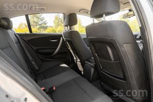 Pelēks BMW 118 2008 Jelgava, ar dzinēja tilpumu 2.00 L un nobraukumu 347 tūkst. km par 4500 €, foto 9 vietnē AUTOMOTO.COM.LV