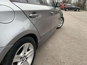 Grey BMW 118 2009 in Alytus, with an engine capacity of 2.00 L and mileage of 220 thousand km for 1800 €, photo 10 on AUTOMOTO.COM.LV
