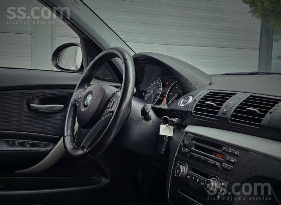 Pelēks BMW 118 2009 Telšiai, ar dzinēja tilpumu 2.00 L un nobraukumu 233 tūkst. km par 3699 €, foto 10 vietnē AUTOMOTO.COM.LV