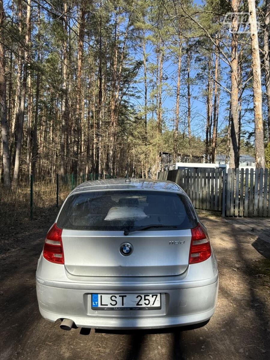 Grey BMW 118 2009 in Vilnius, with an engine capacity of 2.00 L and mileage of 290 thousand km for 2500 €, photo 6 on AUTOMOTO.COM.LV