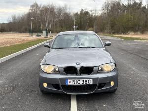 Grey BMW 118 2009 in Jonava, with an engine capacity of 1.80 L and mileage of 289 thousand km for 2700 €, photo 3 on AUTOMOTO.COM.LV