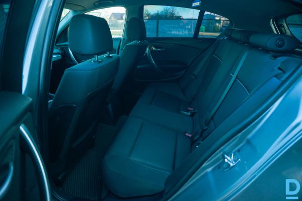 Pelēks BMW 118 2009 Liepāja, ar dzinēja tilpumu 2.00 L un nobraukumu 293 tūkst. km par 3650 €, foto 6 vietnē AUTOMOTO.COM.LV