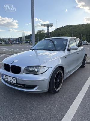 Pelēks BMW 118 2009 Viļņa, ar dzinēja tilpumu 2.00 L un nobraukumu 337 tūkst. km par 2690 €, foto 4 vietnē AUTOMOTO.COM.LV