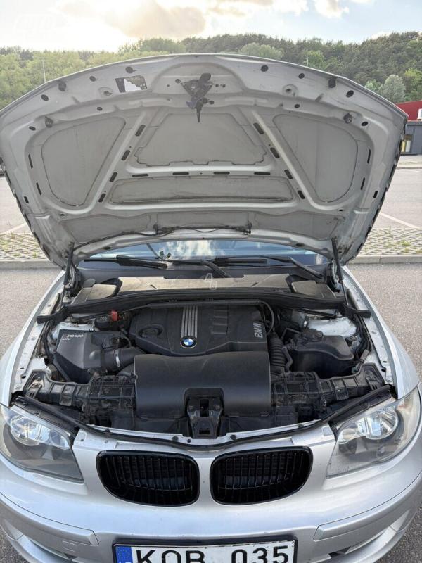 Grey BMW 118 2009 in Vilnius, with an engine capacity of 2.00 L and mileage of 337 thousand km for 2690 €, photo 7 on AUTOMOTO.COM.LV