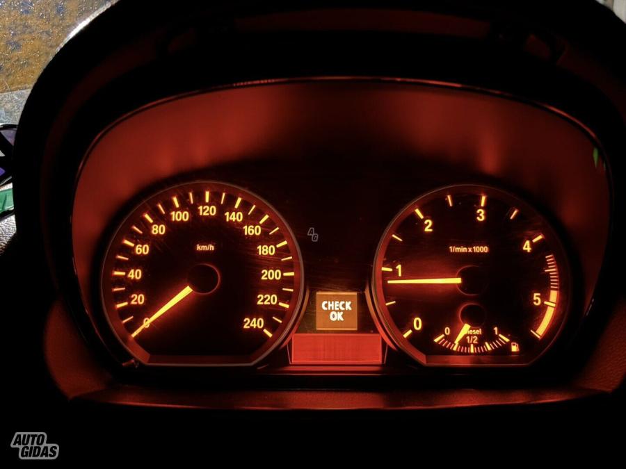 Pelēks BMW 118 2009 Viļņa, ar dzinēja tilpumu 2.00 L un nobraukumu 337 tūkst. km par 2690 €, foto 14 vietnē AUTOMOTO.COM.LV