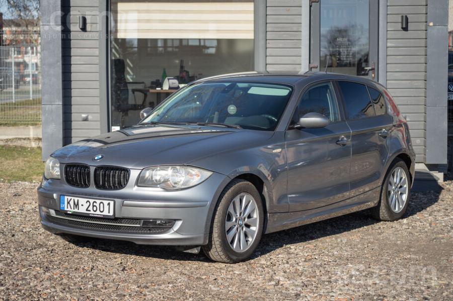 Grey BMW 118 2009 in Liepaja, with an engine capacity of 2.00 L and mileage of 293 thousand km for 3300 €, photo 4 on AUTOMOTO.COM.LV