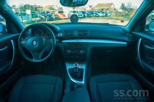 Grey BMW 118 2009 in Liepaja, with an engine capacity of 2.00 L and mileage of 293 thousand km for 3300 €, photo 8 on AUTOMOTO.COM.LV