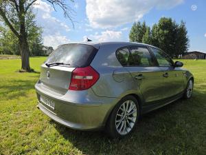 Pelēks BMW 118 2009 Alīta, ar dzinēja tilpumu 1.80 L un nobraukumu 280 tūkst. km par 2499 €, foto 5 vietnē AUTOMOTO.COM.LV
