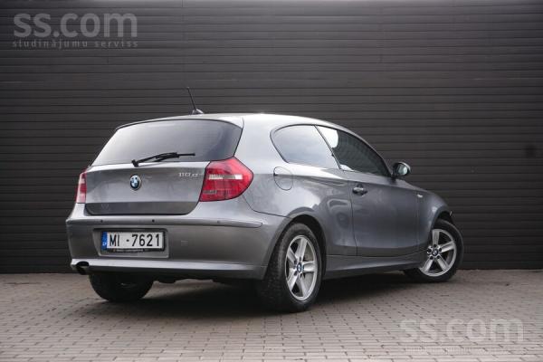 Pelēks BMW 118 2009 Rīga, ar dzinēja tilpumu 2.00 L un nobraukumu 262 tūkst. km par 4690 €, foto 3 vietnē AUTOMOTO.COM.LV