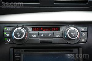 Grey BMW 118 2009 in Riga, with an engine capacity of 2.00 L and mileage of 262 thousand km for 4690 €, photo 13 on AUTOMOTO.COM.LV