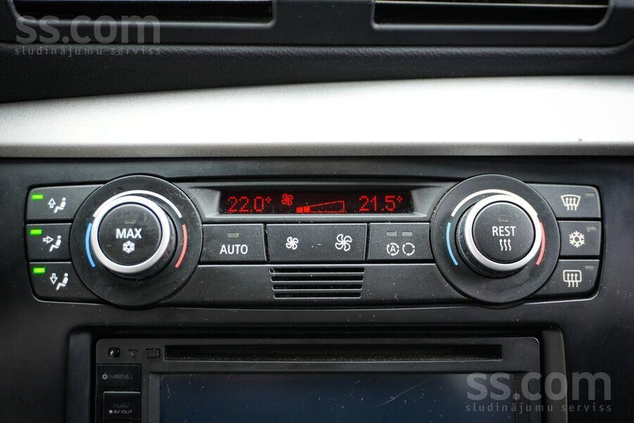 Grey BMW 118 2009 in Riga, with an engine capacity of 2.00 L and mileage of 262 thousand km for 4690 €, photo 13 on AUTOMOTO.COM.LV