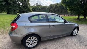 Grey BMW 118 2009 in Vilnius, with an engine capacity of 2.00 L and mileage of 340 thousand km for 3300 €, photo 5 on AUTOMOTO.COM.LV