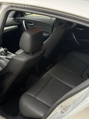 Grey BMW 118 2009 in Riga, with an engine capacity of 2.00 L and mileage of 197 thousand km for 4400 €, photo 6 on AUTOMOTO.COM.LV