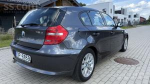 Grey BMW 118 2009 in Riga, with an engine capacity of 2.00 L and mileage of 271 thousand km for 2850 €, photo 4 on AUTOMOTO.COM.LV