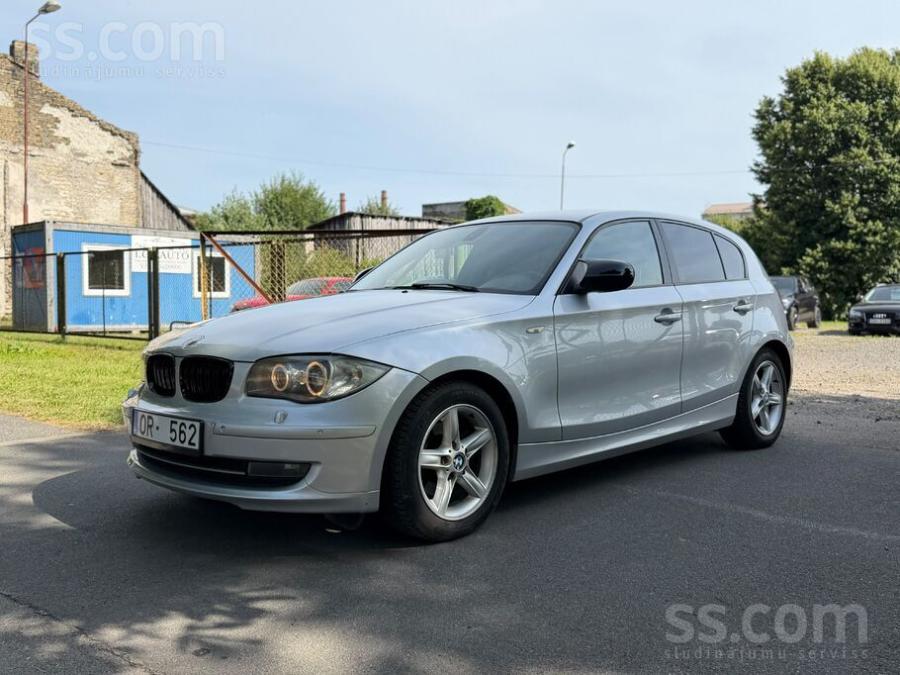 Pelēks BMW 118 2009 Liepāja, ar dzinēja tilpumu 2.00 L un nobraukumu 256 tūkst. km par 5650 €, foto 1 vietnē AUTOMOTO.COM.LV