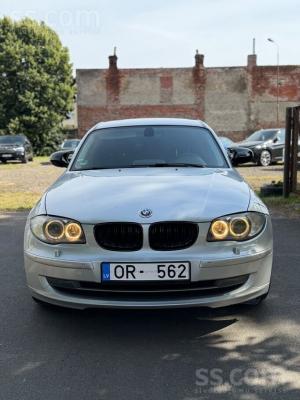 Pelēks BMW 118 2009 Liepāja, ar dzinēja tilpumu 2.00 L un nobraukumu 256 tūkst. km par 5650 €, foto 3 vietnē AUTOMOTO.COM.LV