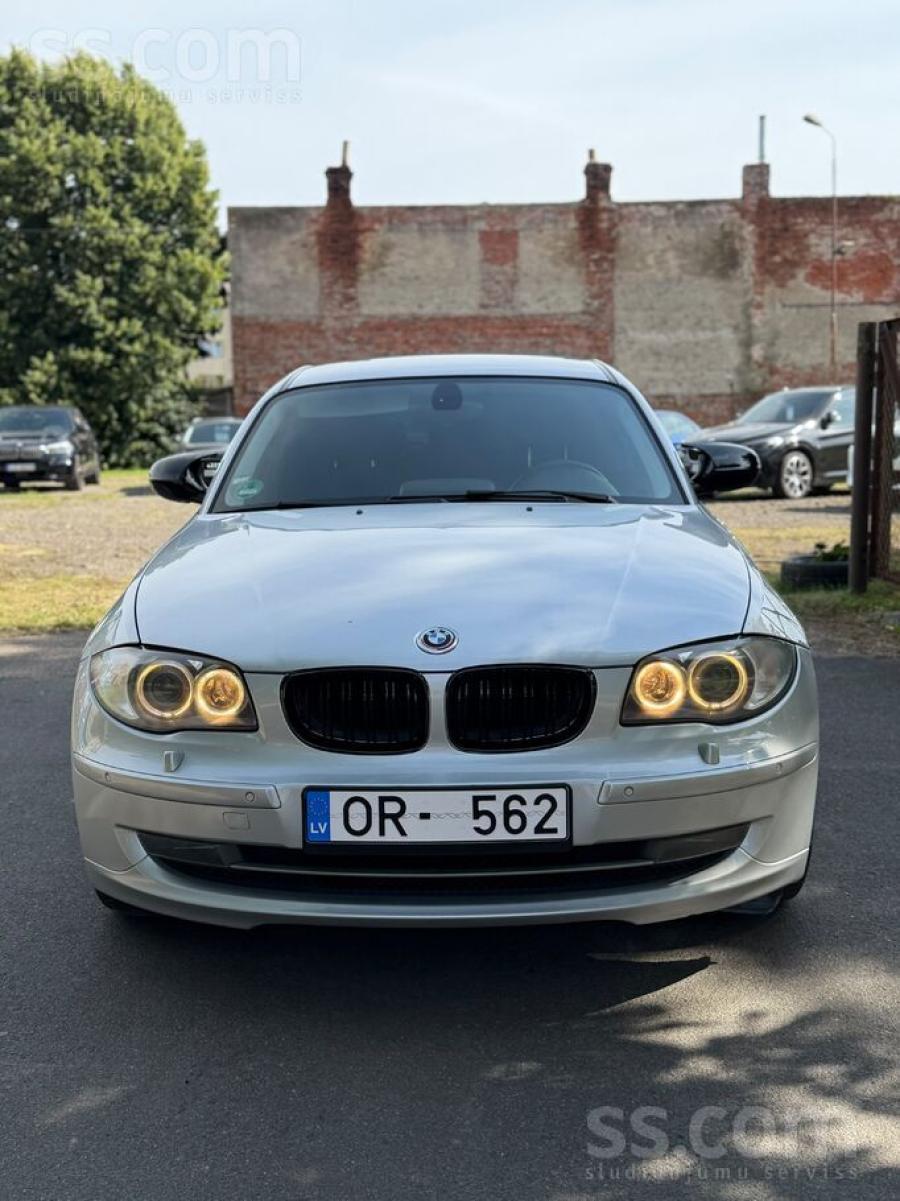 Pelēks BMW 118 2009 Liepāja, ar dzinēja tilpumu 2.00 L un nobraukumu 256 tūkst. km par 5650 €, foto 3 vietnē AUTOMOTO.COM.LV