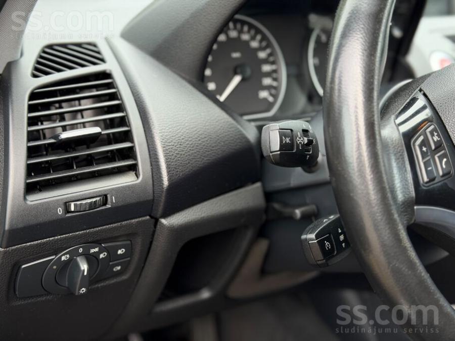 Pelēks BMW 118 2009 Liepāja, ar dzinēja tilpumu 2.00 L un nobraukumu 256 tūkst. km par 5650 €, foto 11 vietnē AUTOMOTO.COM.LV