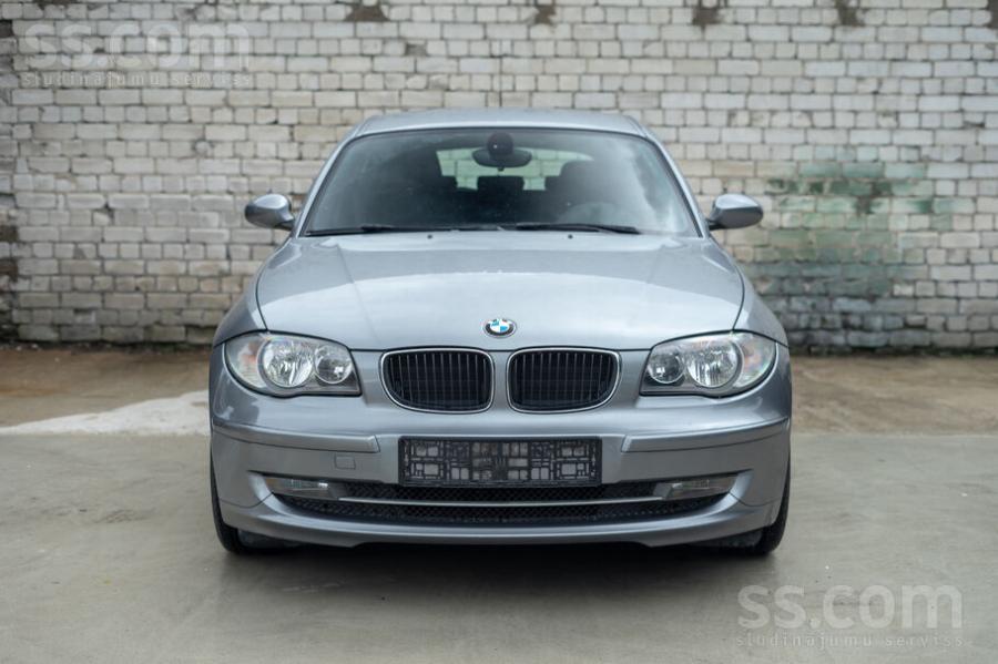 Pelēks BMW 118 2009 Liepāja, ar dzinēja tilpumu 2.00 L un nobraukumu 243 tūkst. km par 3900 €, foto 3 vietnē AUTOMOTO.COM.LV