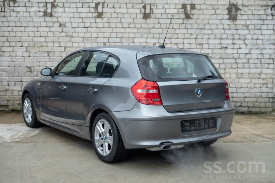 Pelēks BMW 118 2009 Liepāja, ar dzinēja tilpumu 2.00 L un nobraukumu 243 tūkst. km par 3900 €, foto 5 vietnē AUTOMOTO.COM.LV