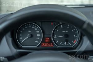 Pelēks BMW 118 2009 Liepāja, ar dzinēja tilpumu 2.00 L un nobraukumu 243 tūkst. km par 3900 €, foto 16 vietnē AUTOMOTO.COM.LV