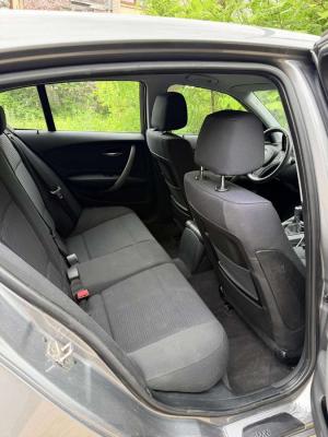 Grey BMW 118 2009 in Kaunas, with an engine capacity of 2.00 L and mileage of 127 thousand km for 3500 €, photo 4 on AUTOMOTO.COM.LV