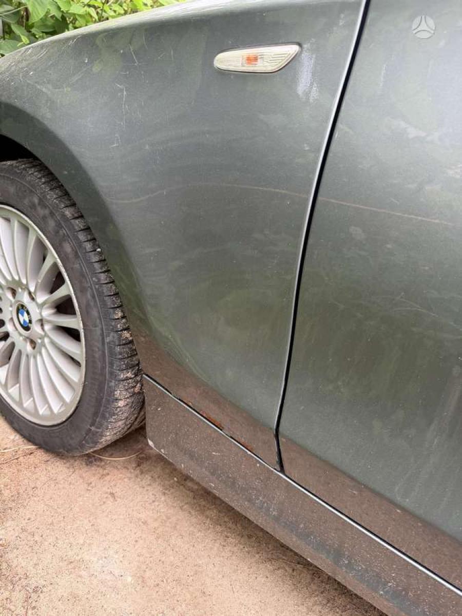 Grey BMW 118 2009 in Kaunas, with an engine capacity of 2.00 L and mileage of 127 thousand km for 3500 €, photo 5 on AUTOMOTO.COM.LV