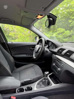 Grey BMW 118 2009 in Kaunas, with an engine capacity of 2.00 L and mileage of 127 thousand km for 3500 €, photo 6 on AUTOMOTO.COM.LV