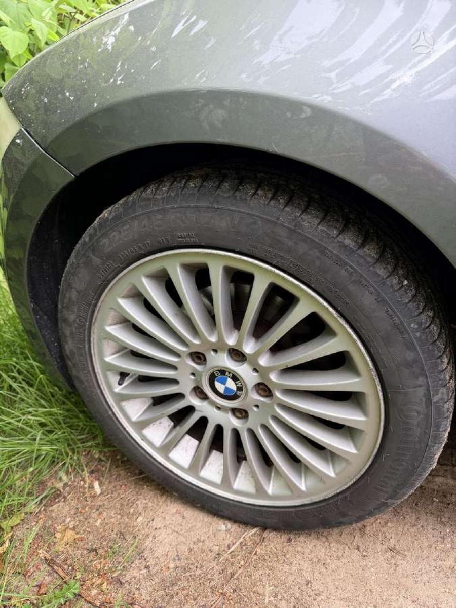 Grey BMW 118 2009 in Kaunas, with an engine capacity of 2.00 L and mileage of 127 thousand km for 3500 €, photo 11 on AUTOMOTO.COM.LV
