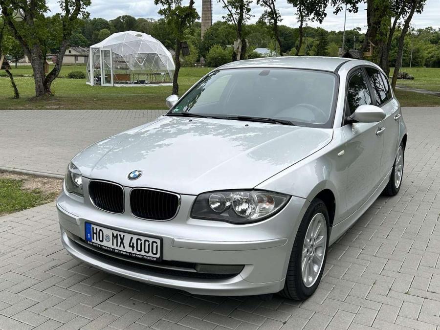 Pelēks BMW 118 2009 Kėdainiai, ar dzinēja tilpumu 0.00 L un nobraukumu 270 tūkst. km par 2600 €, foto 6 vietnē AUTOMOTO.COM.LV