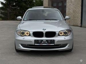 Grey BMW 118 2009 in Kretinga, with an engine capacity of 2.00 L and mileage of 355 thousand km for 3150 €, photo  on AUTOMOTO.COM.LV