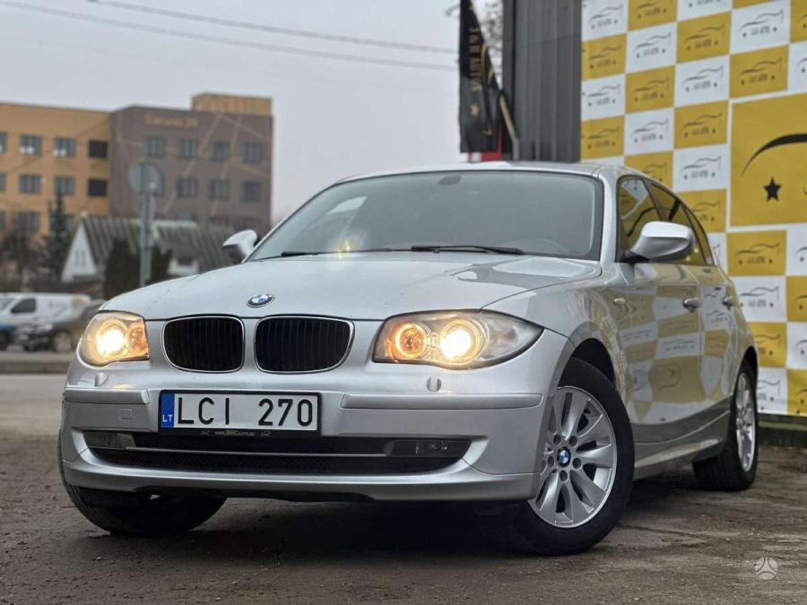Pelēks BMW 118 2010 Šauļi, ar dzinēja tilpumu 2.00 L un nobraukumu 135 tūkst. km par 3200 €, foto 3 vietnē AUTOMOTO.COM.LV