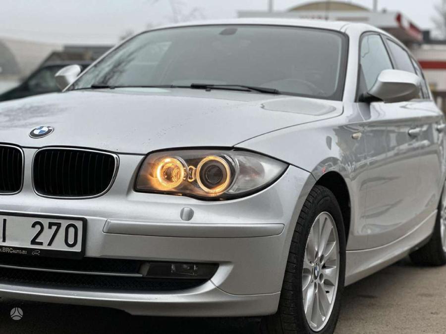Pelēks BMW 118 2010 Šauļi, ar dzinēja tilpumu 2.00 L un nobraukumu 135 tūkst. km par 3200 €, foto 12 vietnē AUTOMOTO.COM.LV