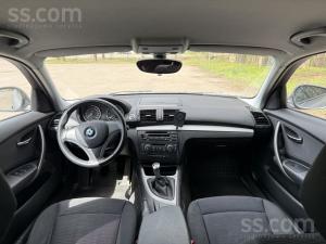 Pelēks BMW 118 2010 Rīga, ar dzinēja tilpumu 2.00 L un nobraukumu 239 tūkst. km par 3690 €, foto 11 vietnē AUTOMOTO.COM.LV