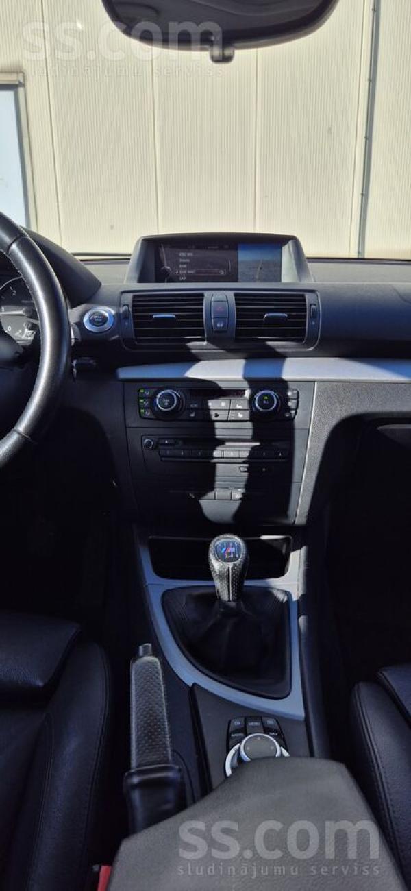 Pelēks BMW 118 2010 Rīga, ar dzinēja tilpumu 2.00 L un nobraukumu 225 tūkst. km par 4300 €, foto 10 vietnē AUTOMOTO.COM.LV