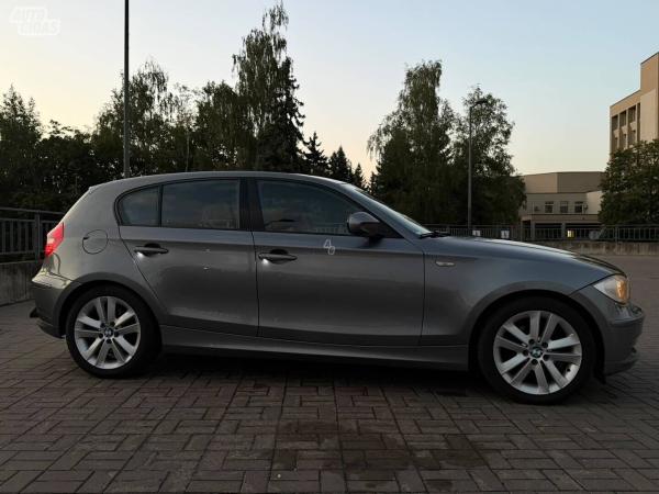 Grey BMW 118 2010 in Marijampole, with an engine capacity of 2.00 L and mileage of 253 thousand km for 4350 €, photo 7 on AUTOMOTO.COM.LV