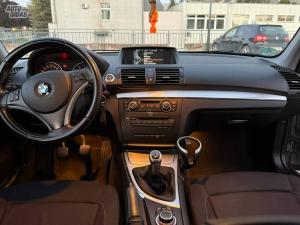Grey BMW 118 2010 in Marijampole, with an engine capacity of 2.00 L and mileage of 253 thousand km for 4350 €, photo 11 on AUTOMOTO.COM.LV
