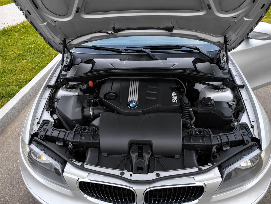 Grey BMW 118 2010 in Vilnius, with an engine capacity of 2.00 L and mileage of 225 thousand km for 3950 €, photo 11 on AUTOMOTO.COM.LV