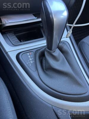 Grey BMW 118 2010 in Riga, with an engine capacity of 2.00 L and mileage of 235 thousand km for 3850 €, photo 6 on AUTOMOTO.COM.LV