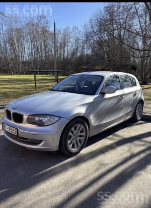 Grey BMW 118 2010 in Riga, with an engine capacity of 2.00 L and mileage of 223 thousand km for 2900 €, photo 4 on AUTOMOTO.COM.LV
