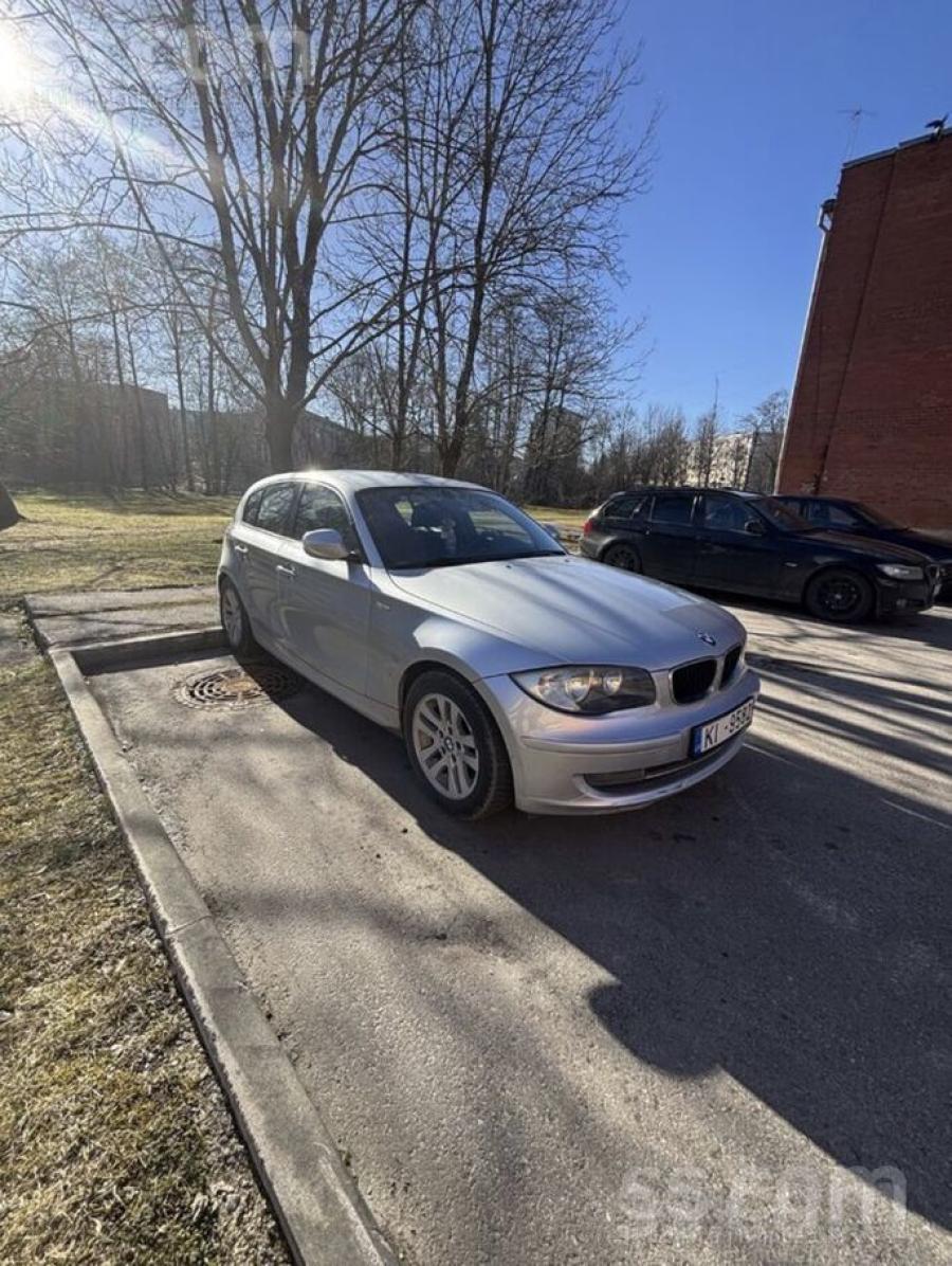 Grey BMW 118 2010 in Riga, with an engine capacity of 2.00 L and mileage of 223 thousand km for 2900 €, photo 11 on AUTOMOTO.COM.LV