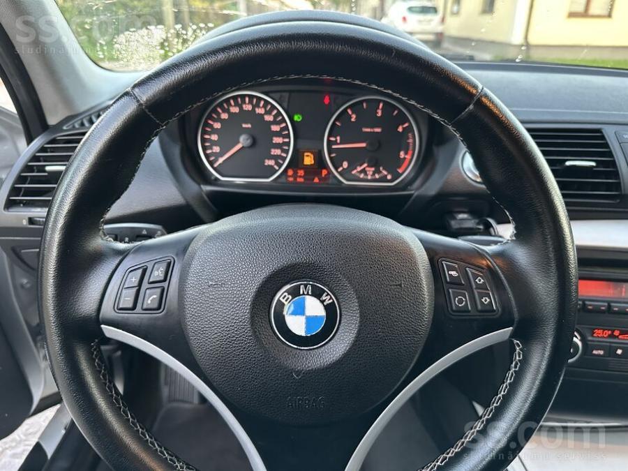 Серый БМВ 118 2010 в Даугавпилс, объемом двигателя 2.00 л и пробегом 302 тыс. км за 3350 €, фото 21 на AUTOMOTO.COM.LV
