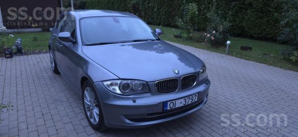 Grey BMW 118 2010 in Riga, with an engine capacity of 2.00 L and mileage of 326 thousand km for 3850 €, photo 3 on AUTOMOTO.COM.LV