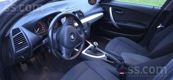 Grey BMW 118 2010 in Riga, with an engine capacity of 2.00 L and mileage of 326 thousand km for 3850 €, photo 8 on AUTOMOTO.COM.LV