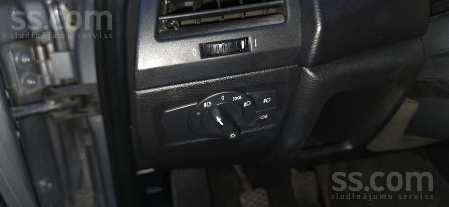Pelēks BMW 118 2010 Rīga, ar dzinēja tilpumu 2.00 L un nobraukumu 326 tūkst. km par 3850 €, foto 10 vietnē AUTOMOTO.COM.LV