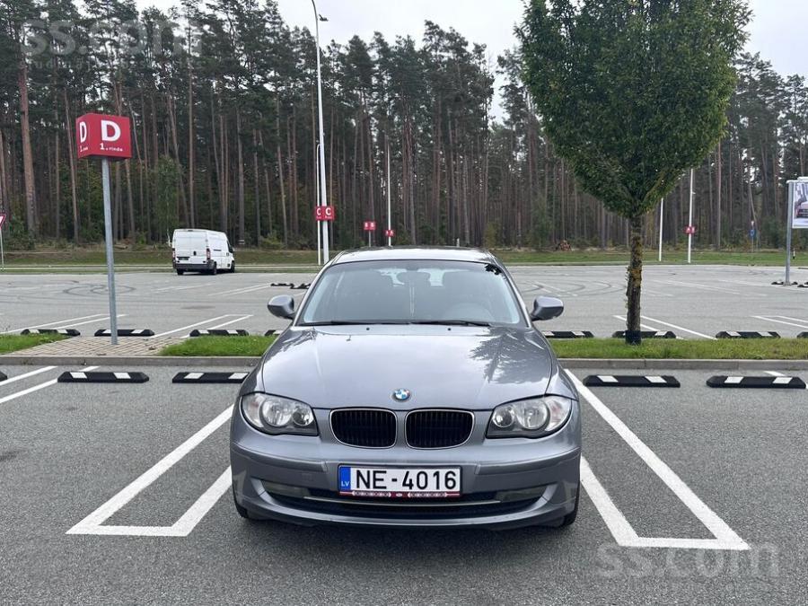 Pelēks BMW 118 2010 Rīga, ar dzinēja tilpumu 2.00 L un nobraukumu 205 tūkst. km par 5200 €, foto 1 vietnē AUTOMOTO.COM.LV