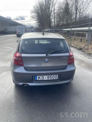 Grey BMW 118 2011 in Riga, with an engine capacity of 2.00 L and mileage of 310 thousand km for 5650 €, photo 4 on AUTOMOTO.COM.LV