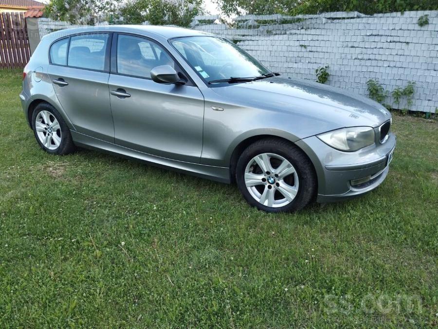 Pelēks BMW 118 2011 Bauska, ar dzinēja tilpumu 2.00 L un nobraukumu 288 tūkst. km par 2650 €, foto 3 vietnē AUTOMOTO.COM.LV