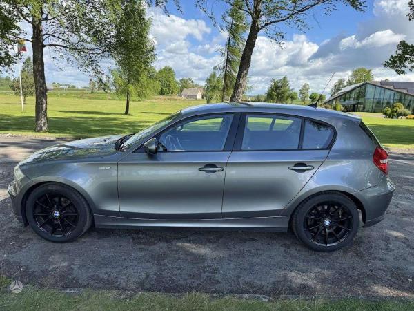 Pelēks BMW 118 2011 Radviliškis, ar dzinēja tilpumu 2.00 L un nobraukumu 361 tūkst. km par 3700 €, foto 4 vietnē AUTOMOTO.COM.LV
